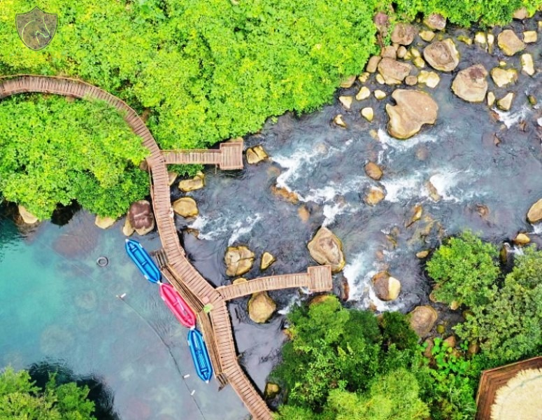 Mooc Spring Phong Nha, Vietnam - Culture Pham Travel