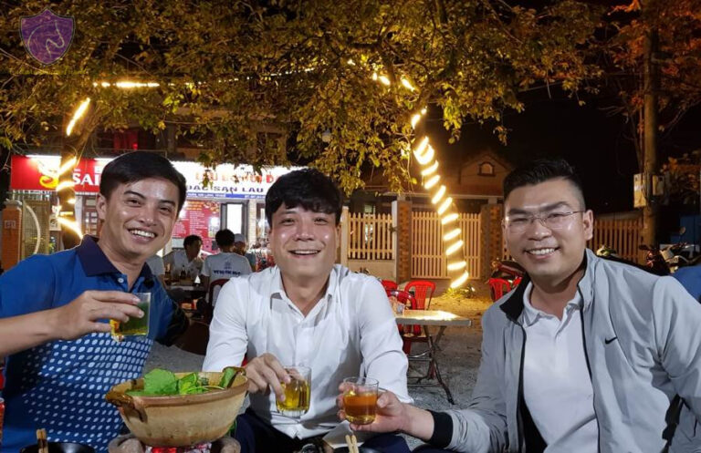 Hue Street Beer Tour - Drink Like A Local - Culture Pham Travel